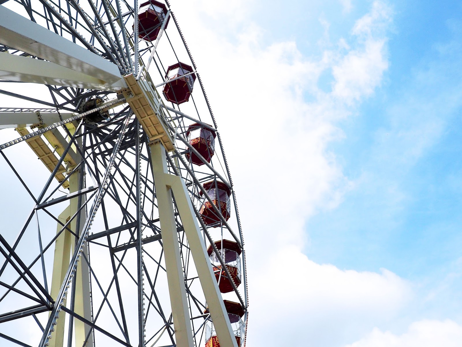 Folly Farm - It's Not Just for Kids - The Fun Money Club