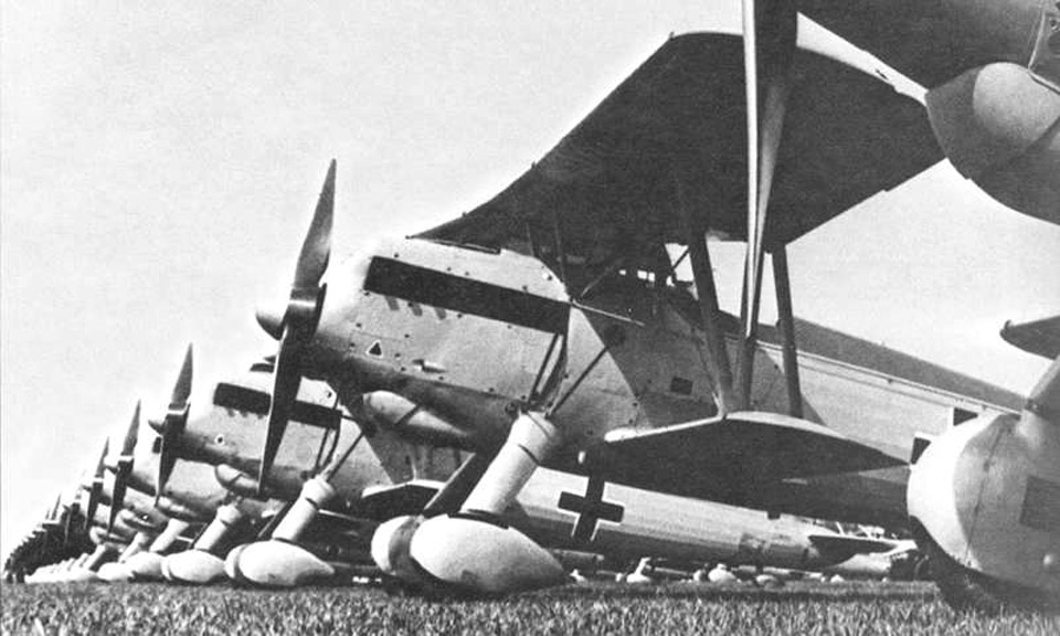 nhungdoicanh II: Heinkel He-51