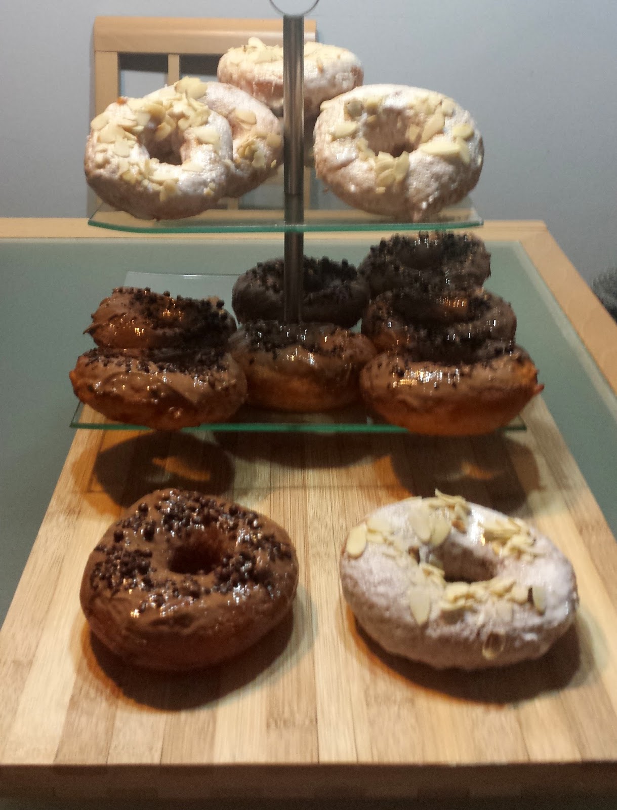 Sergio Benito: Receta de Donuts de Chocolate y Azúcar.