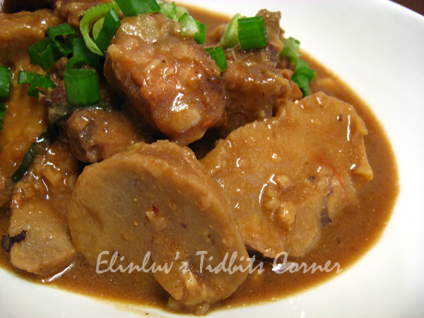 Elinluv's Tidbits Corner: Braised Pork Ribs And Taro/Yam