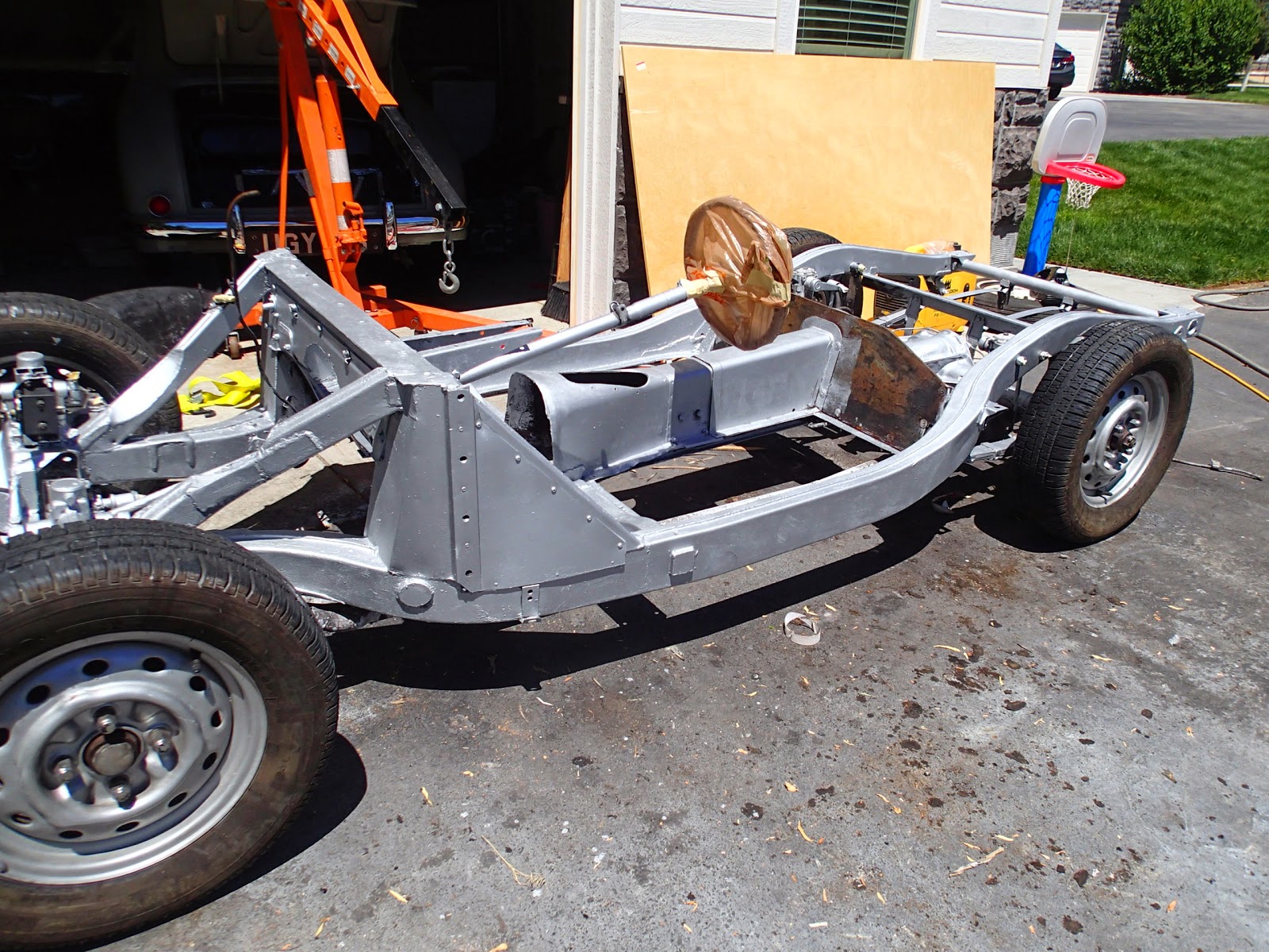 Our orphan MGA coupe: Frame painted