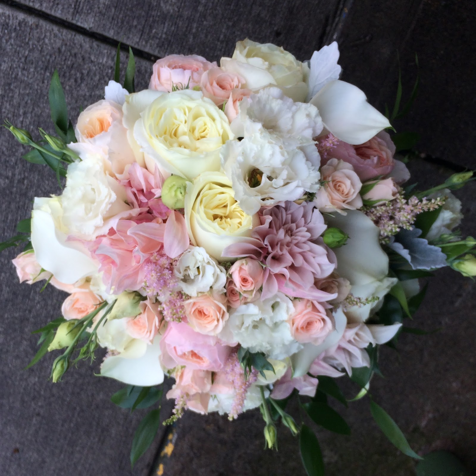 Sammy’s Flowers: Blushing bridal bouquets