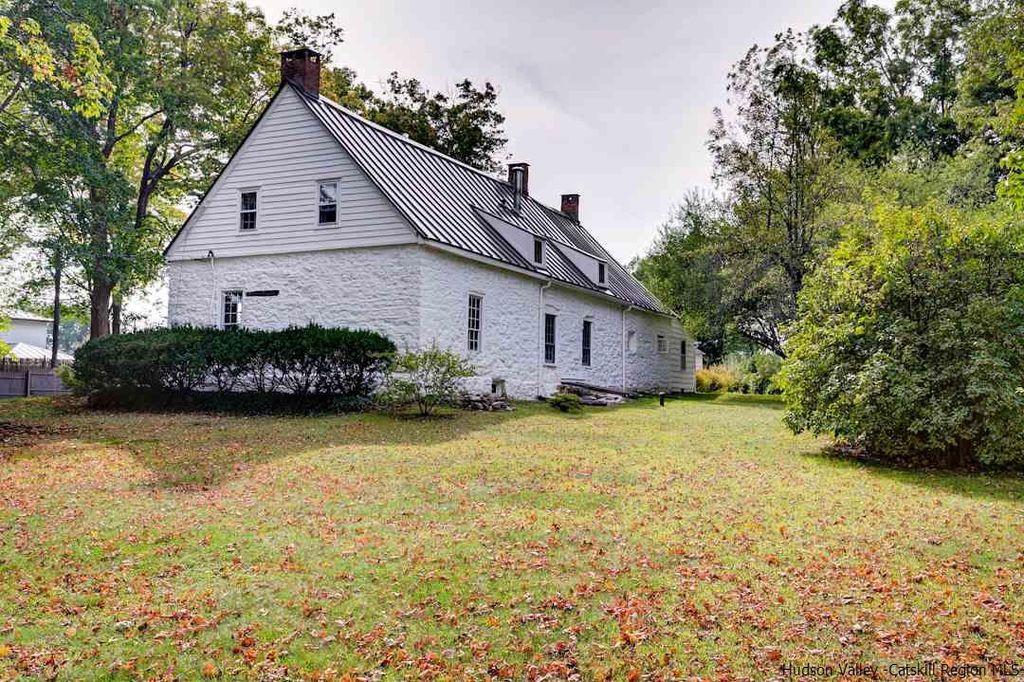 Sweet House Dreams: Ousterhoudt House, 1691 Dutch Rubble Stone Home in ...