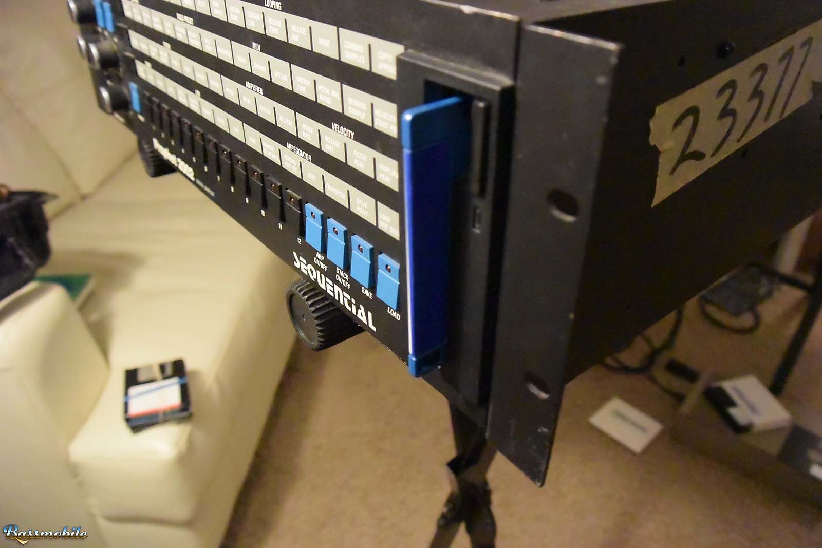 MATRIXSYNTH: Sequential Circuits Prophet 2002 Rackmount 12-bit Sampler ...