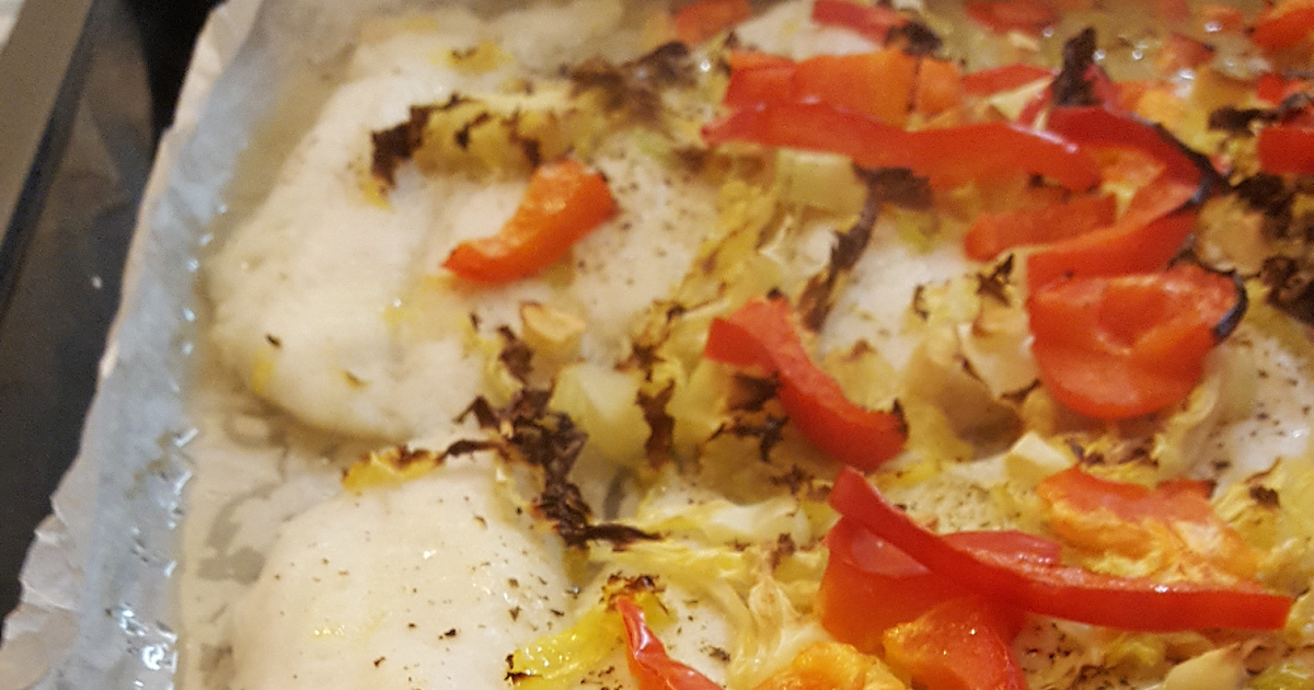 Filetes de Alabote com pimentos e couve