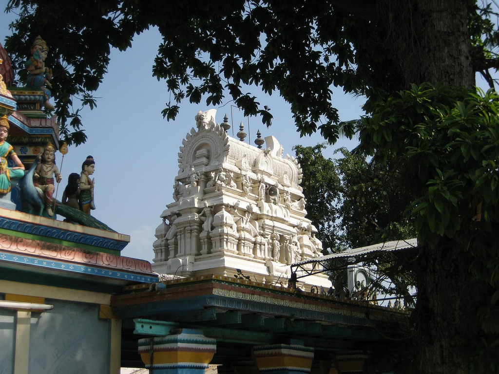 Tamilnadu Tourism: Vilvanatheswarar Temple, Thiruvalam, Vellore