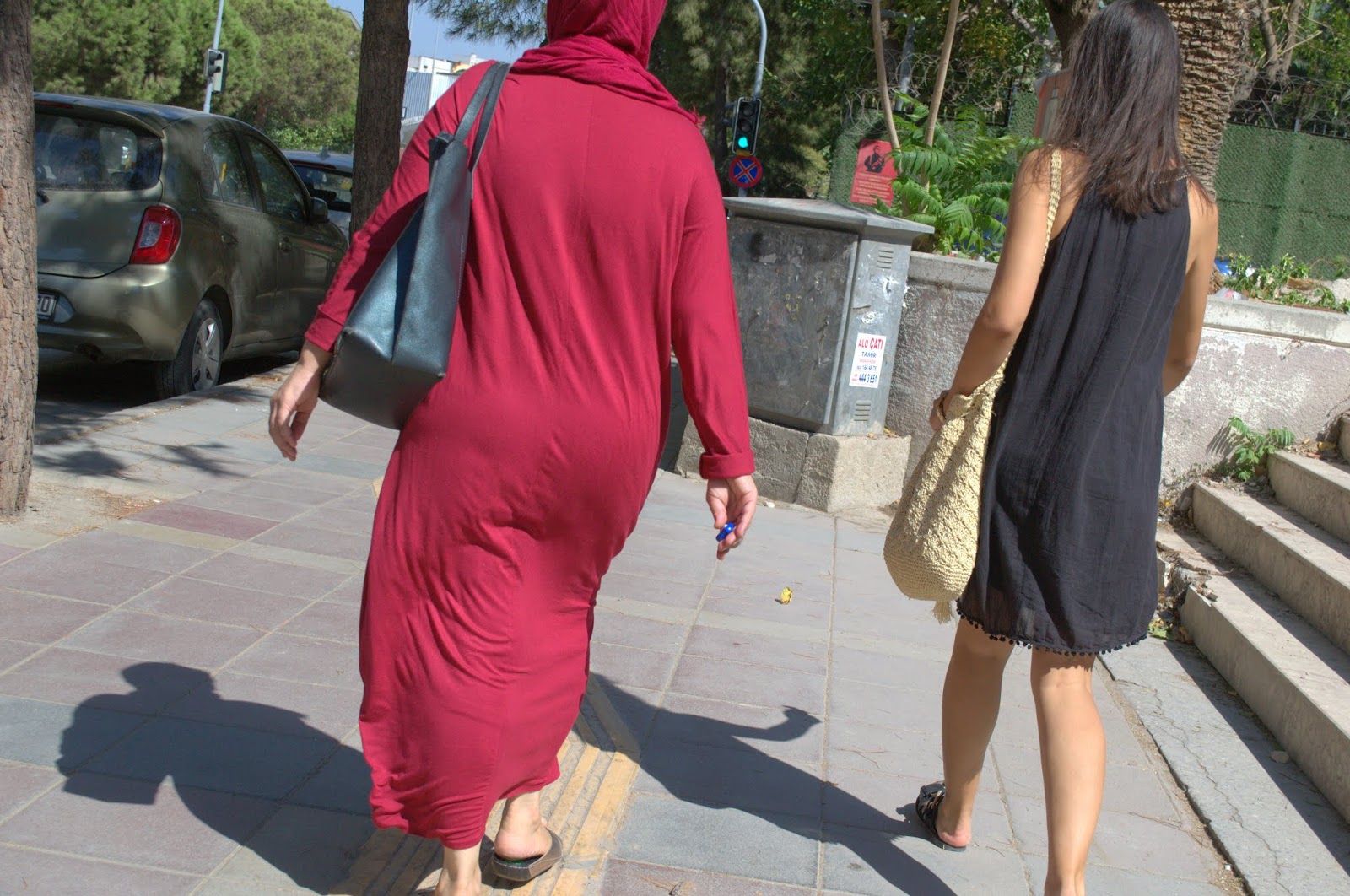 candid turkish girls feet: 2019-05-26