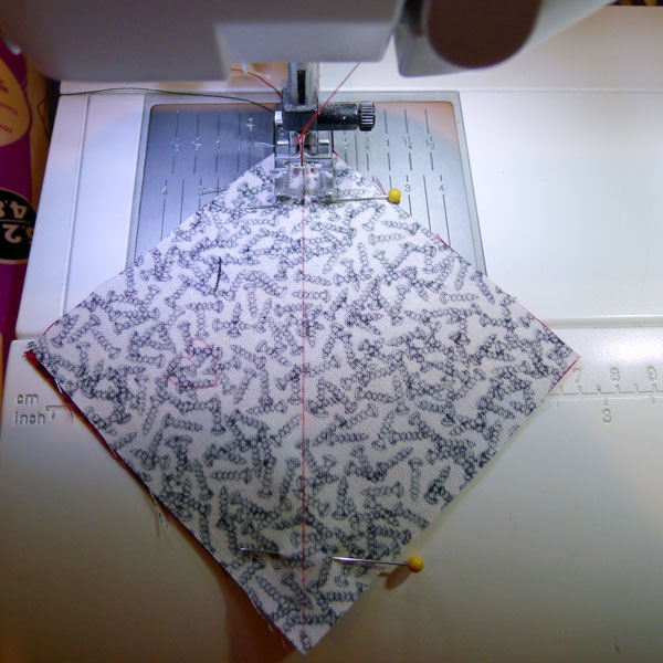 Pieces by Polly: Scrappy Heart Block Tutorial - I-Spy Heart Block