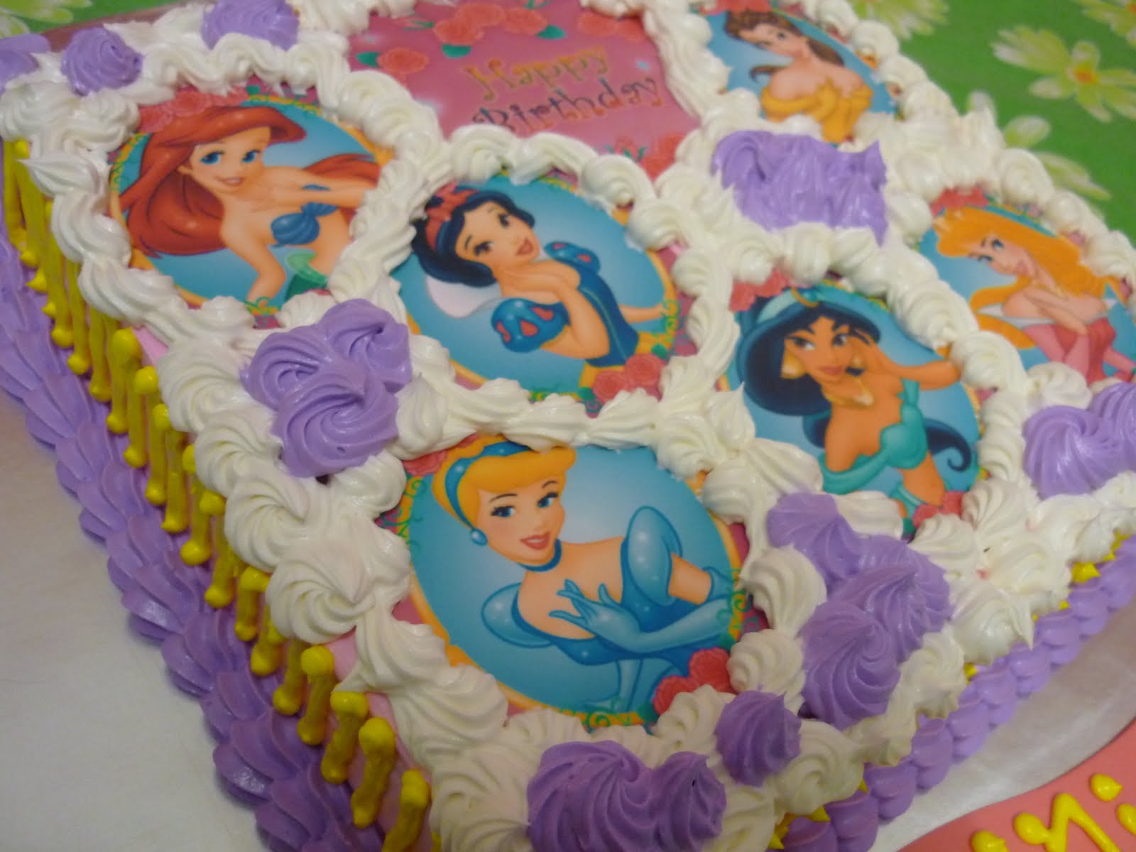 Kek4u Homemade Cakes and Chocolate: Disney Princesses Chocolate Cake