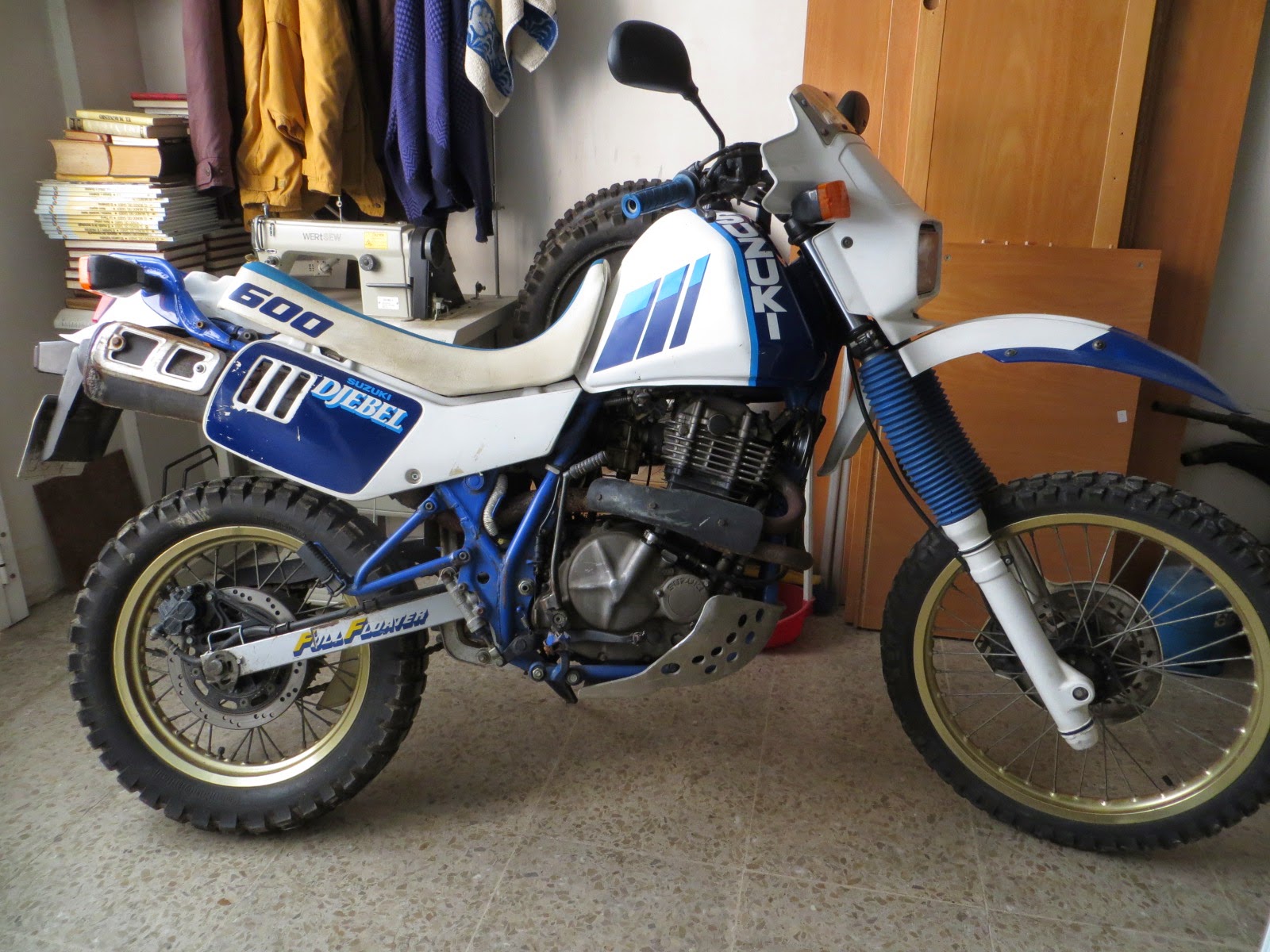 PepoMotero!: Suzuki DR 600 R Djebel