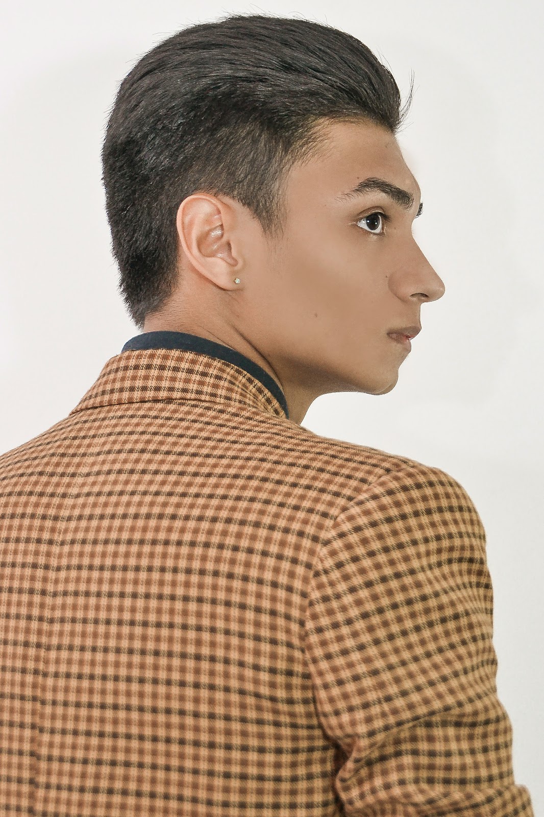 Lookbook Ángel Brito Por Akío Aslan | Akío Magazine | Celebrity ...