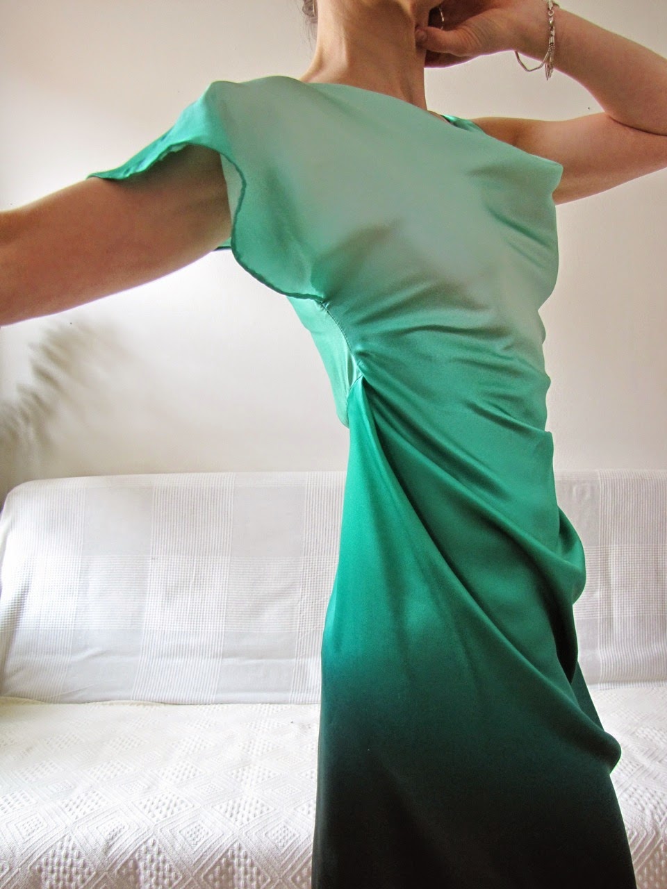 Of Dreams and Seams: A Green Dream - my first draped dress...