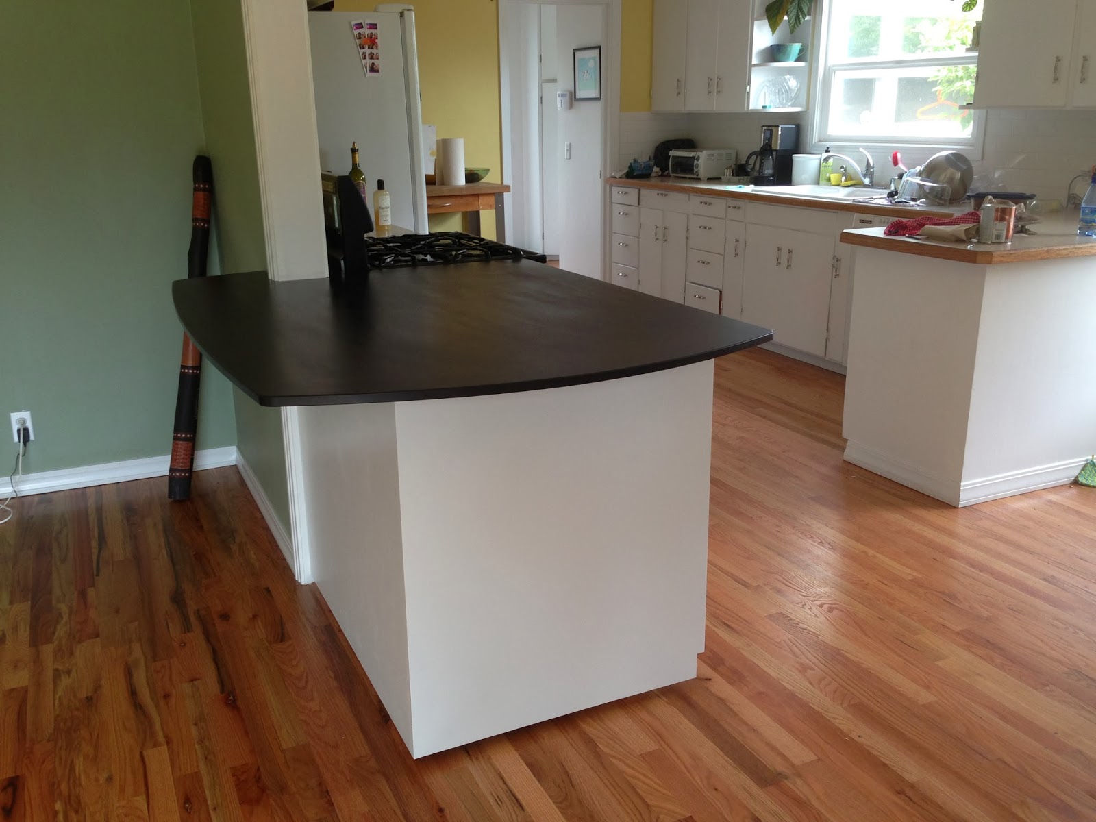 Mathew Isaac's Woodworks: Kitchen peninsula/bar