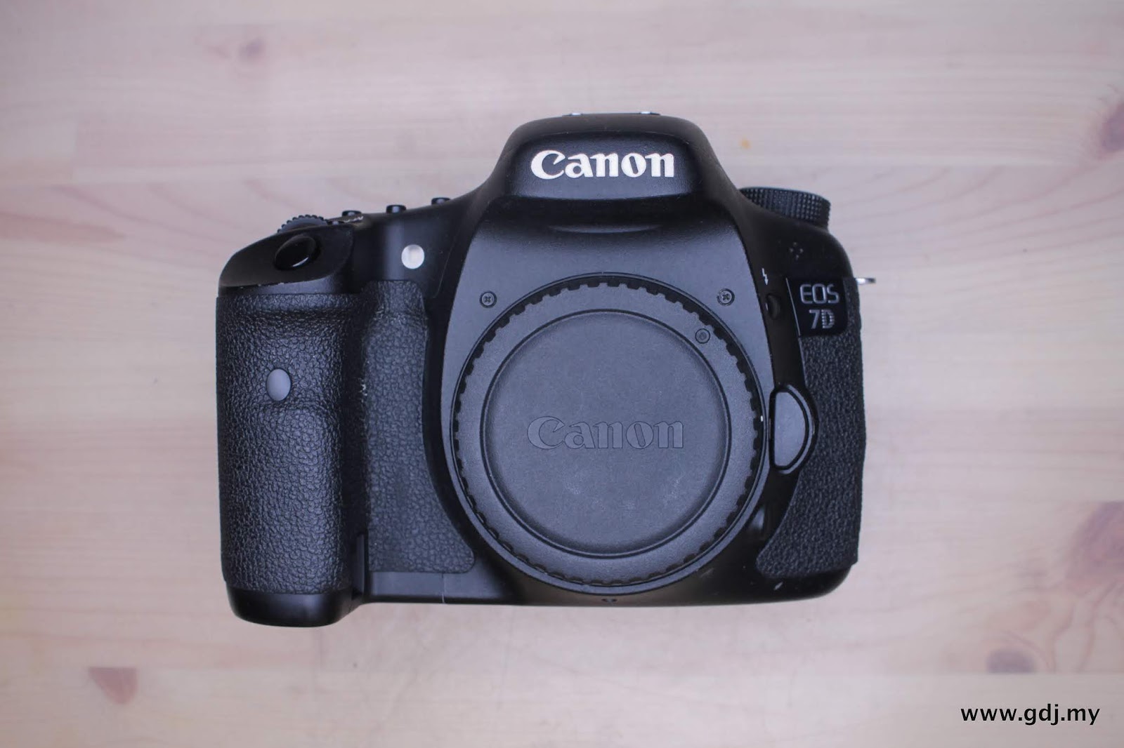 Blog kamera anda!: [SOLD] Canon EOS 7D [d3000]
