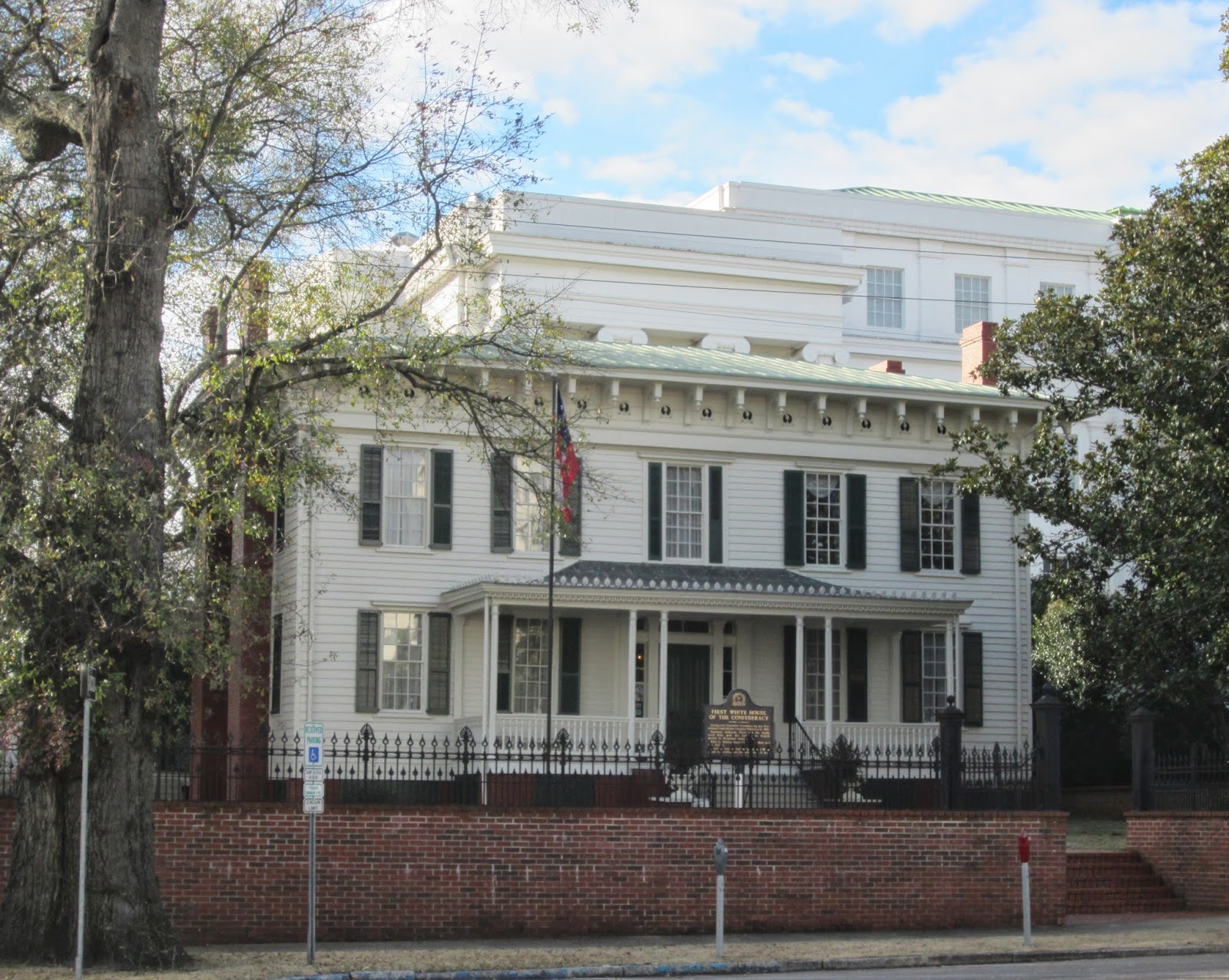 Souvenir Chronicles: MONTGOMERY, ALABAMA: FIRST WHITE HOUSE OF THE ...