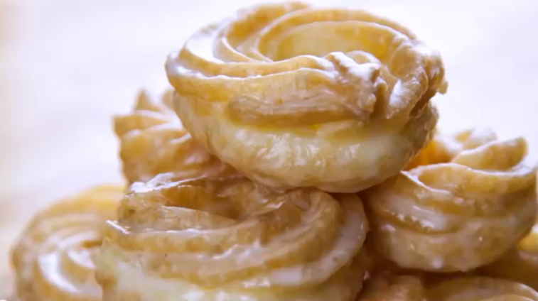 Melissa Valentine's Kitchen: French Cruller Recipe