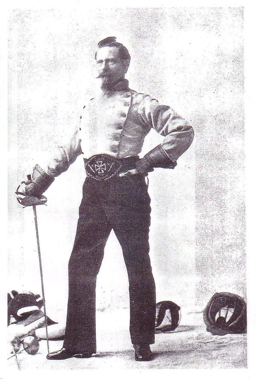 What kind of swords are these? : r/SWORDS