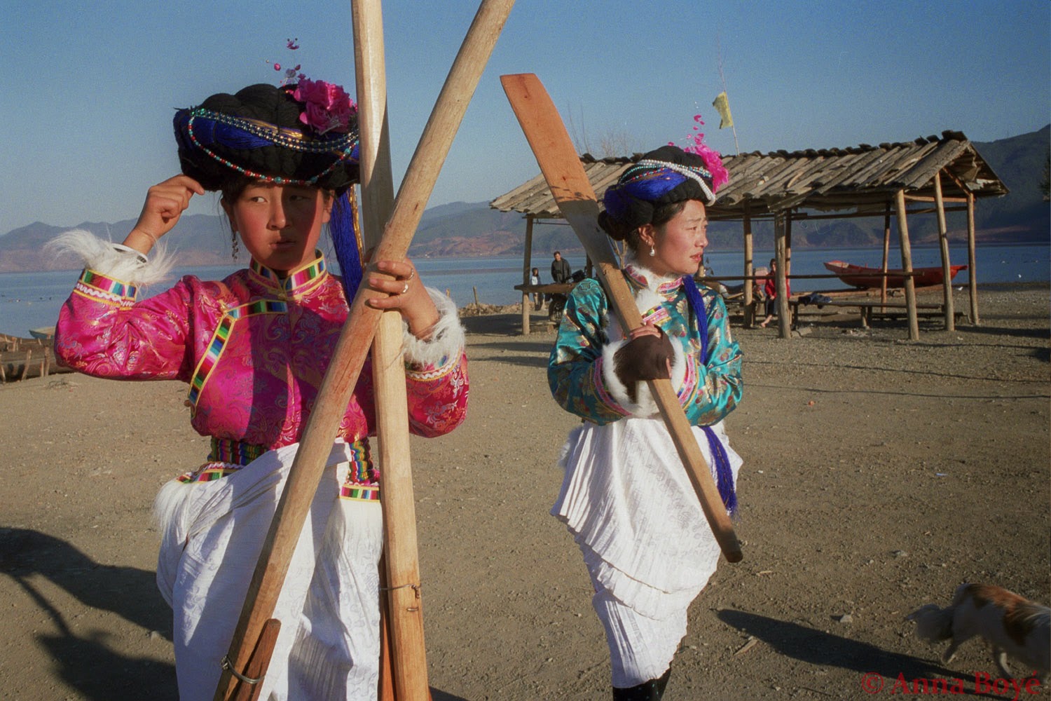 OLTRE IL MURO: ARTE e FOTOGRAFIA: ANNA BOYE | PHOTOGRAPHER