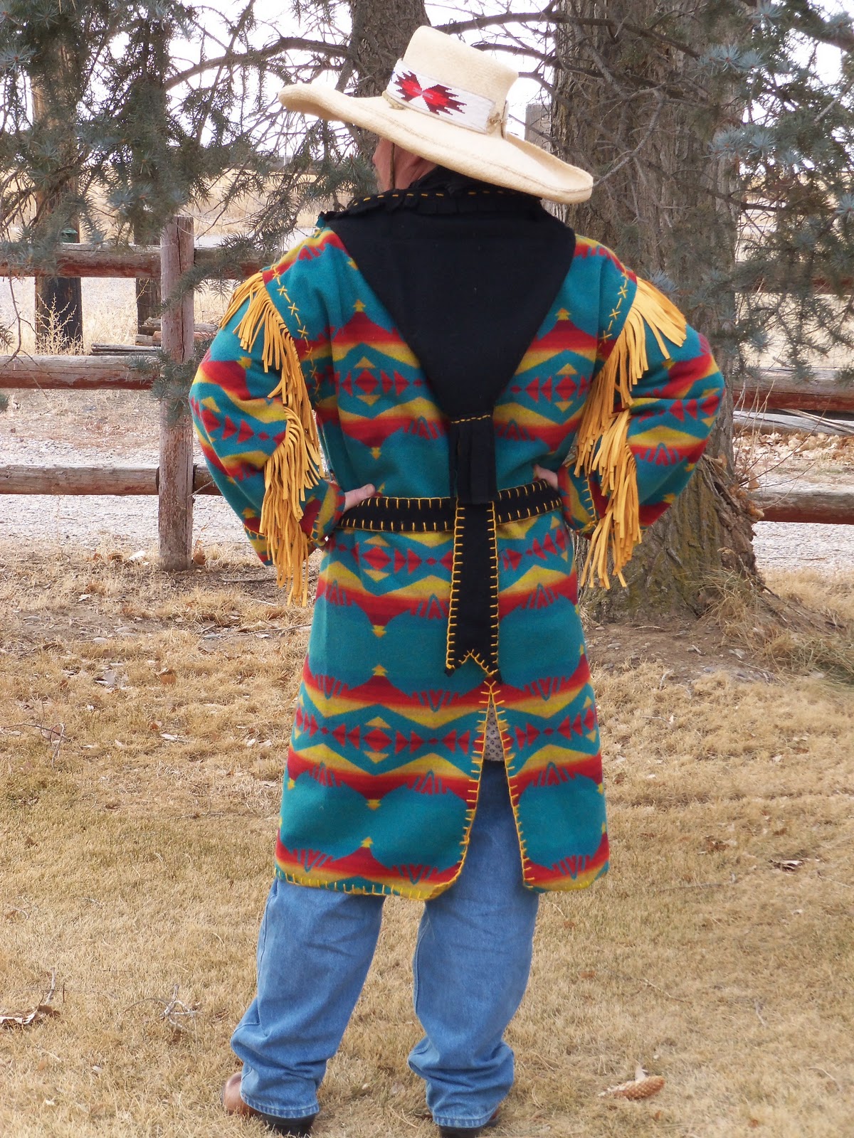 Coyote's Capotes: Capotes