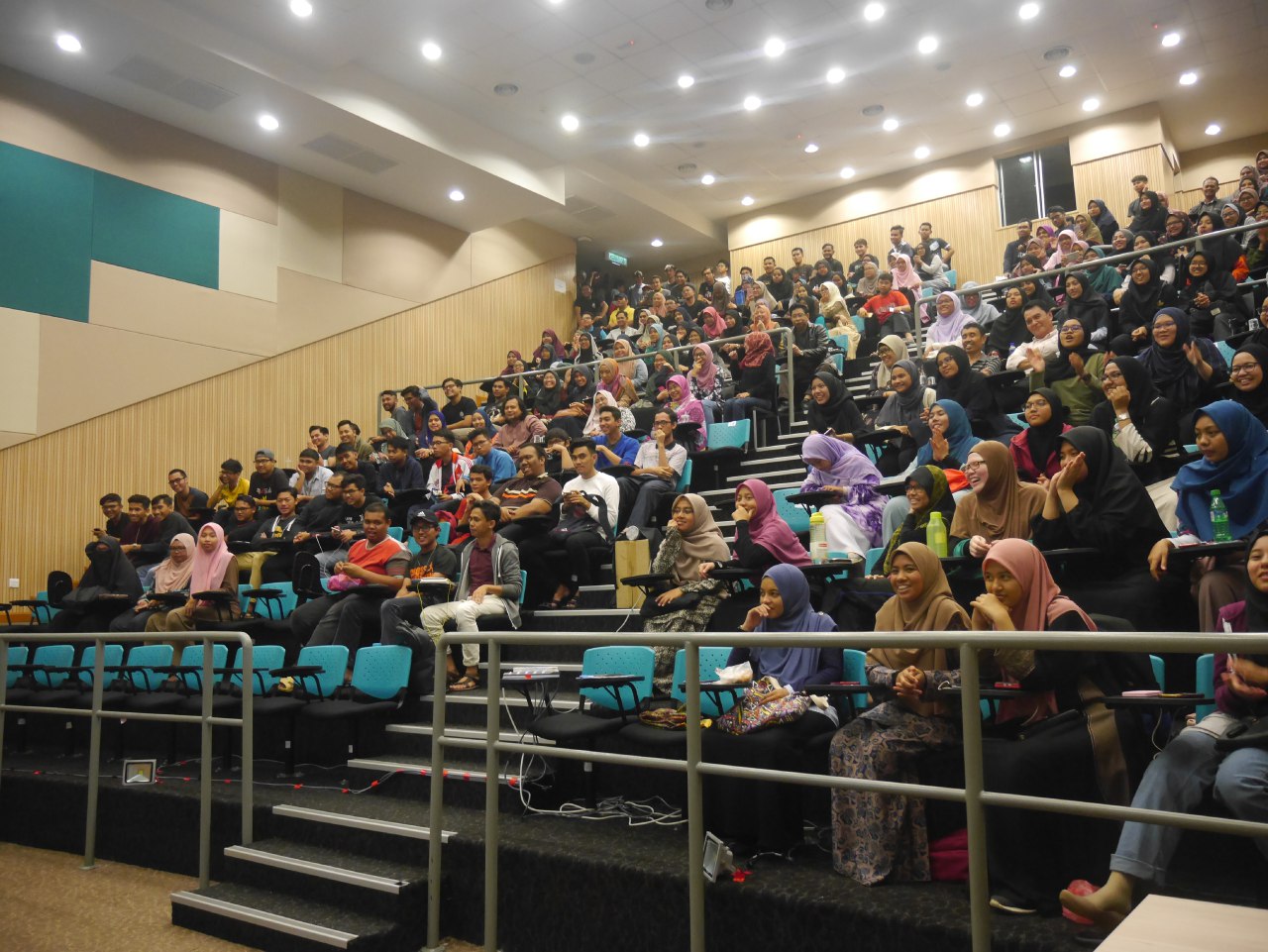 Rahsia Hati Huda: Maka berakhirlah tahun pertama di UIA Pagoh terchenta