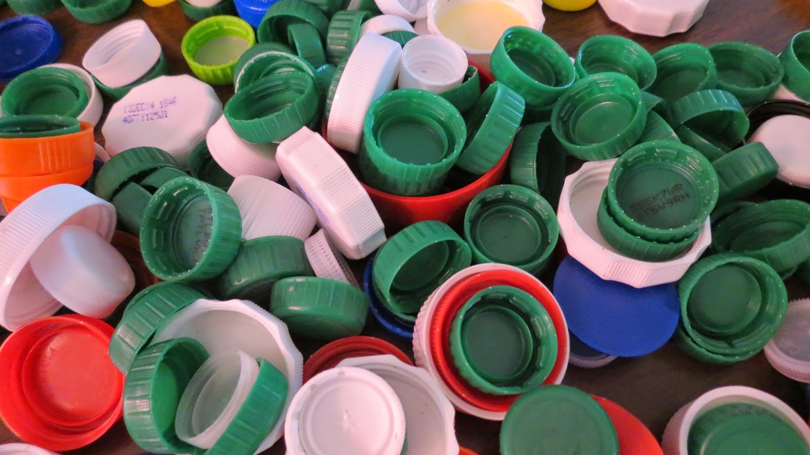 AESGATE: Recycled Bottle Cap Art