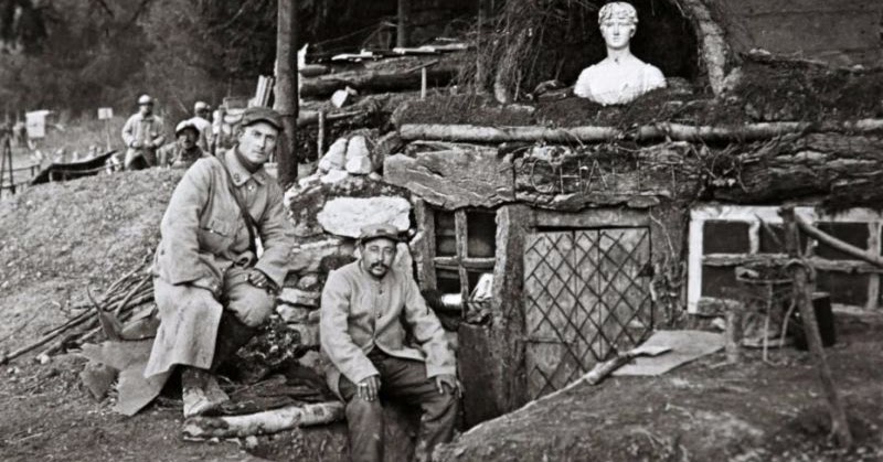 Rare Vintage Photographs That Give Us a Glimpse Into How Soldiers Made ...