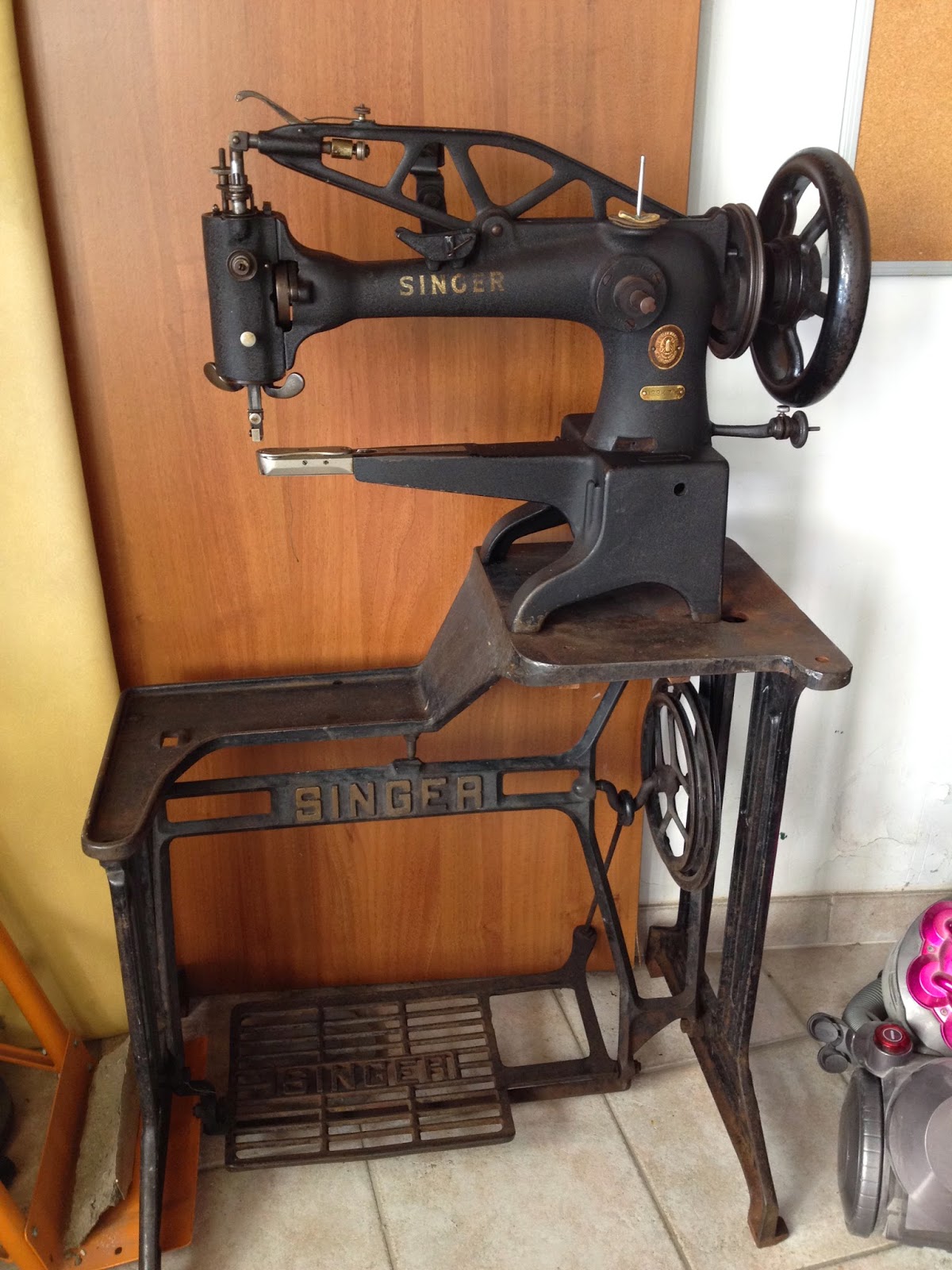 cordonnerie maroquinerie bagagerie sellerie: Les différentes machines à ...