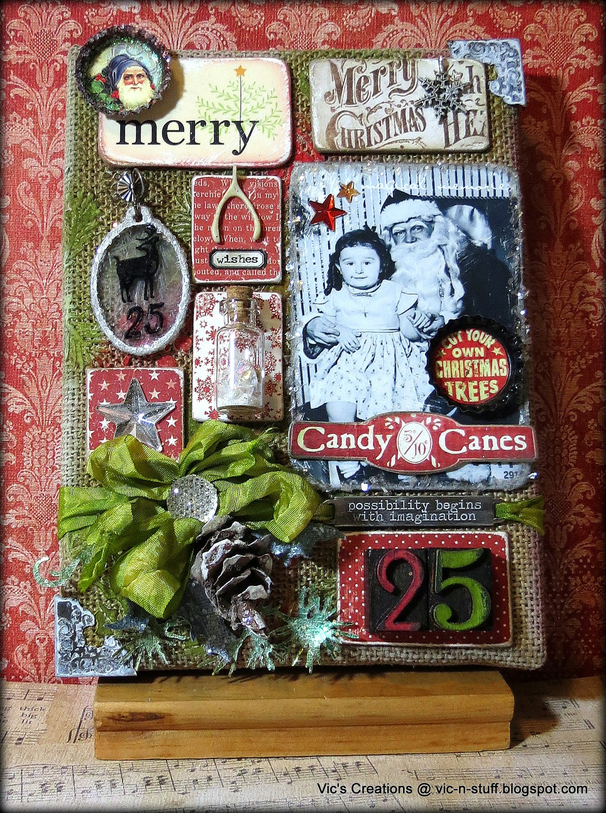 Vic's Creations: My completed Tim Holtz holiday Merriment canvas project!