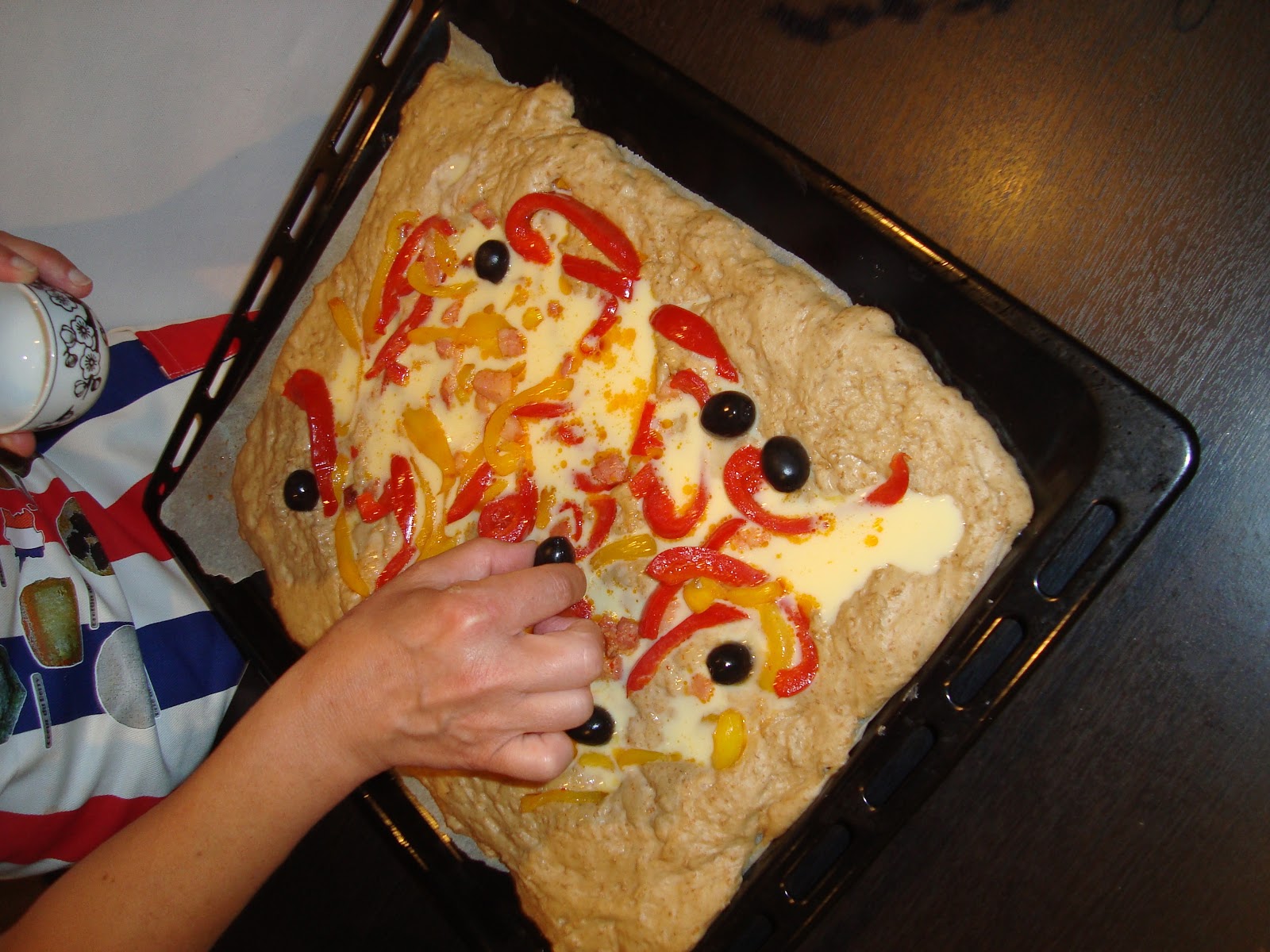 Pizza rustica pasticciata ai peperoni | frizzi e pasticci