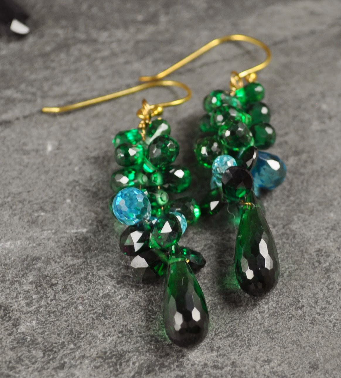 The Beadful Life @ BeadFX: Cluster Drops - A new way to make earrings