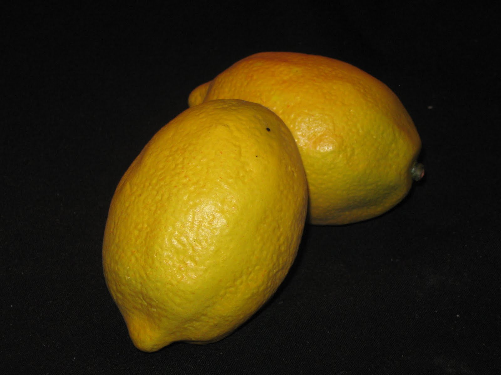 It's Just that Simple! - Mrs. FIXIT: 5 Uses for Lemons!