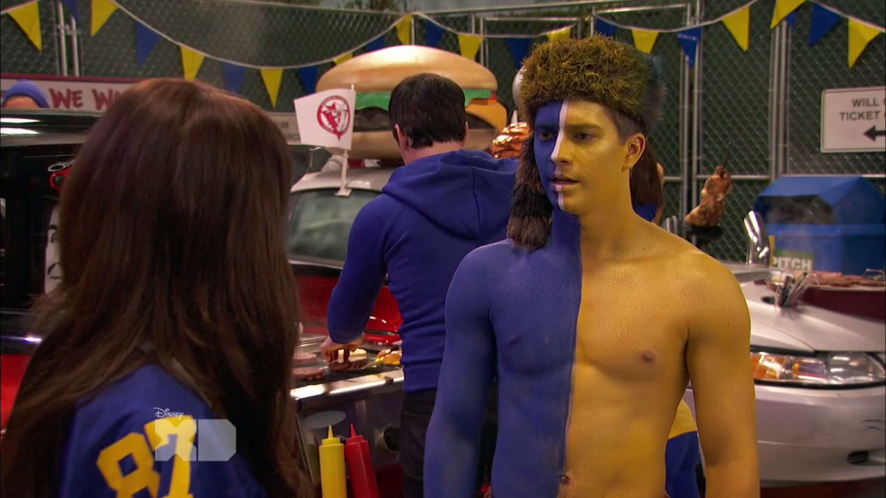 Billy Unger on Lab Rats (2015) ~ DC's Men of the Moment