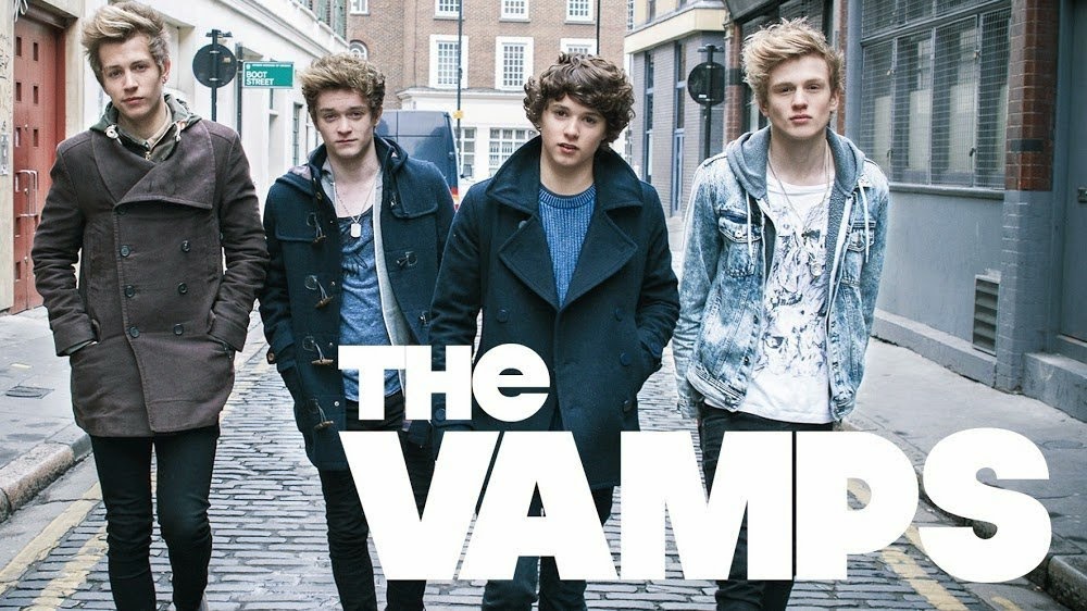 Candrika Widyasari: Biodata : The Vamps