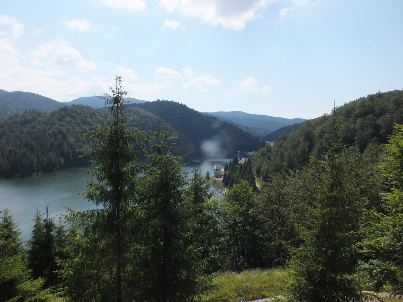 Haihui prin Lume : Barajul Dragan-Floroiu