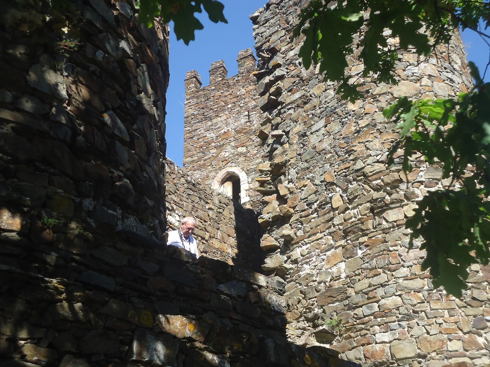 picosderoseirabrava: O Castelo de Arouce