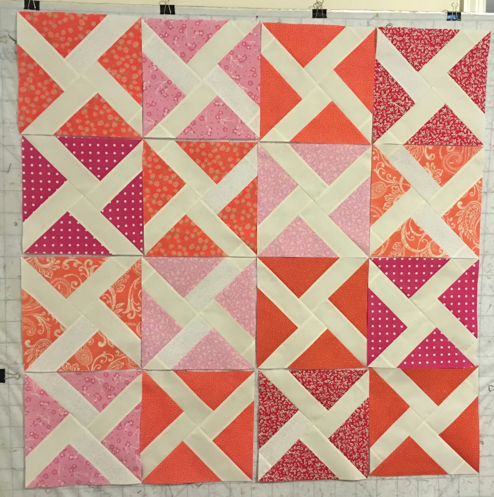 Sew Preeti Quilts: Swirl a Twirl (Free Pattern/Tutorial)