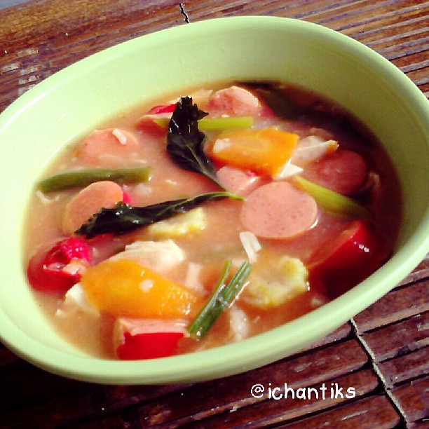 Resep Keluarga: Sup Sosis Merah | Cerita Mami Kenzie Keana