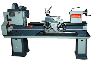 Lathe machine working
