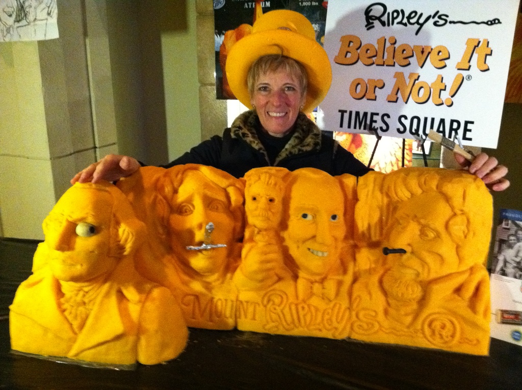 The Supreme Plate: Artwork from a Guinness Book World's Record holding ...