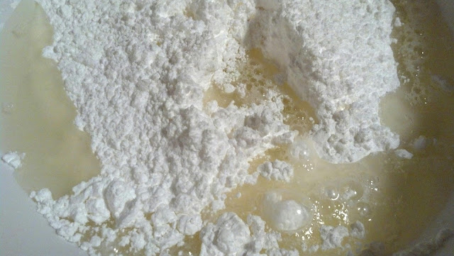 An Onion Exposed: Homemade Gum Paste