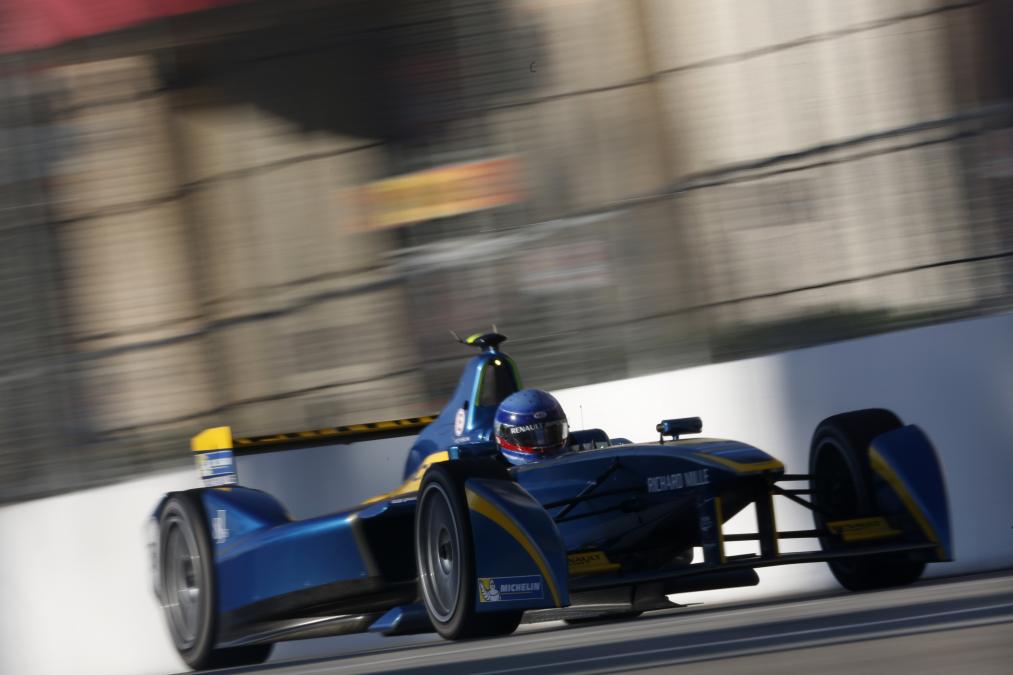 What is Formula E? - Automotive Con