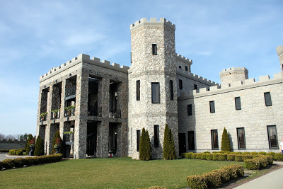 Mike's Touring Journal: Castle Post, Lexington, KY