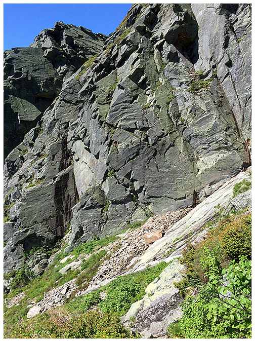 Hiking in the White Mountains: Huntington Ravine and the Old Crawford ...