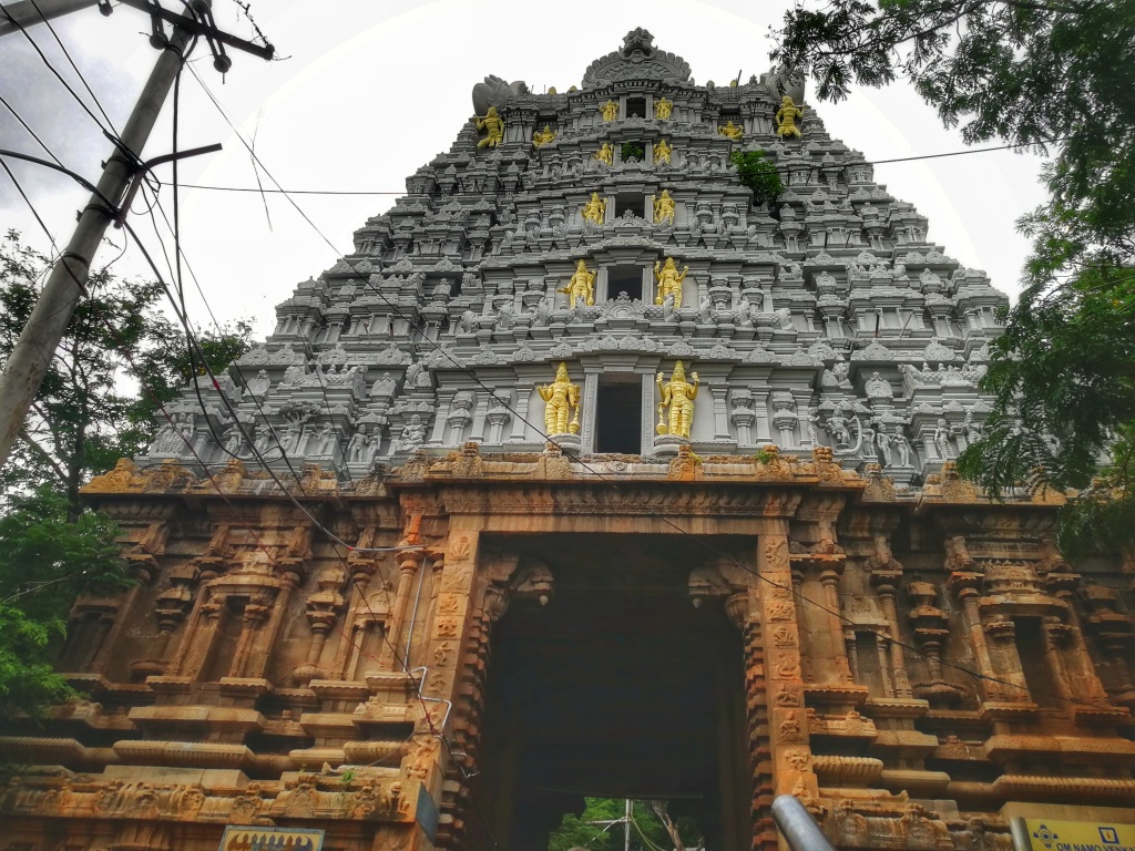 Hindu Temples of India: Alipiri Pathway, Tirumala, Tirupati, Andhra Pradesh