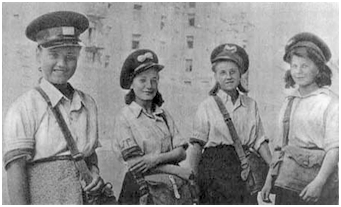 Owl & Toadstool: The Role of Girl Guides During War time