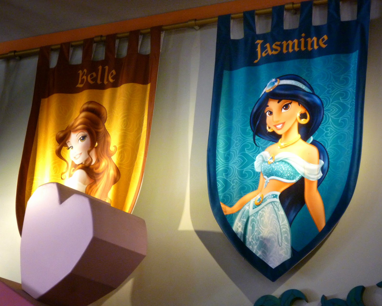 Filmic Light - Snow White Archive: 'World of Disney' Store Banners