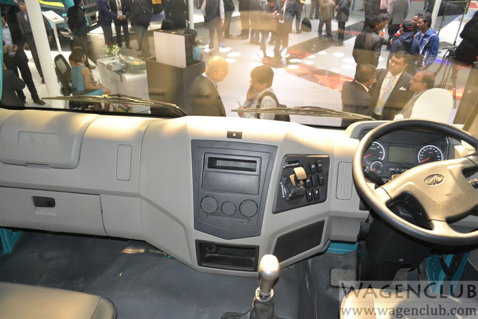 Mahindra Blazo HCV Truck Range - TechSpecs & Review