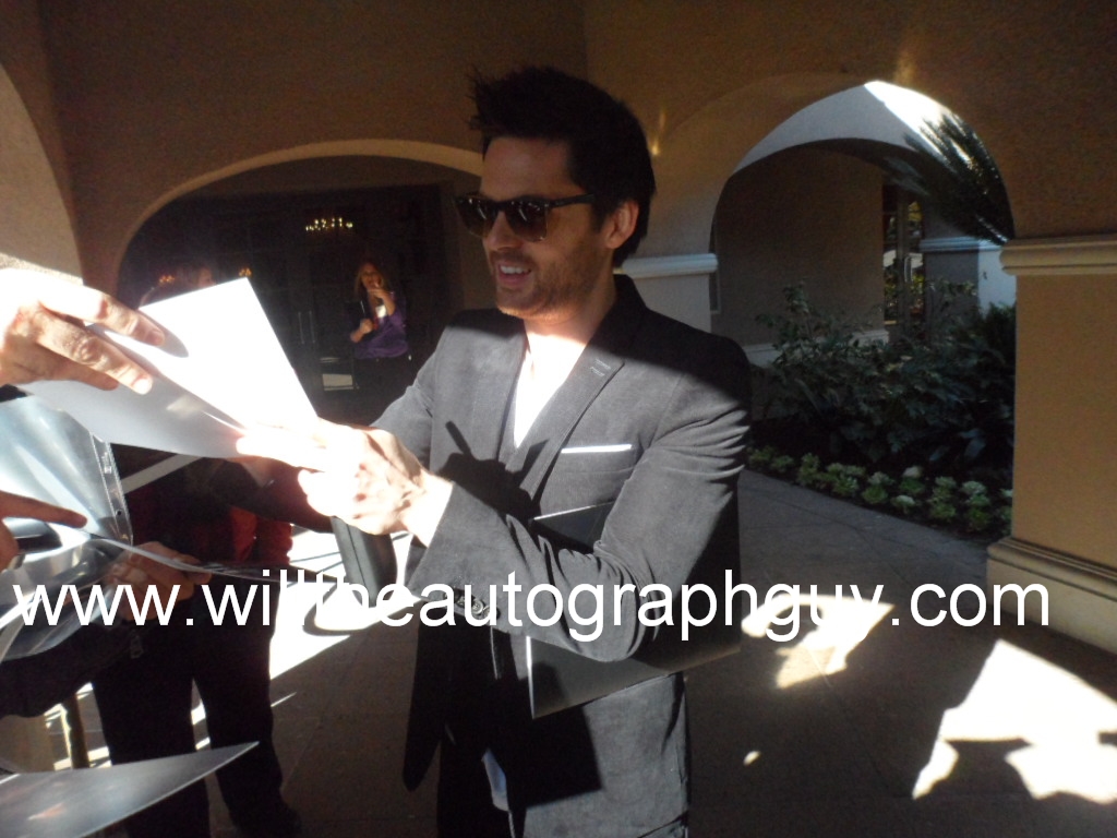 Will The Autograph Guy: Tom Riley, Lara Pulver, Laura Haddock of Da ...