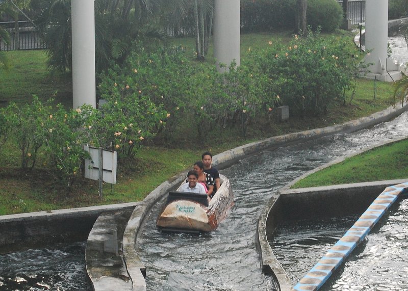 In Any Language: 2012-05-26-Enchanted Kingdom's Jungle Log Jam