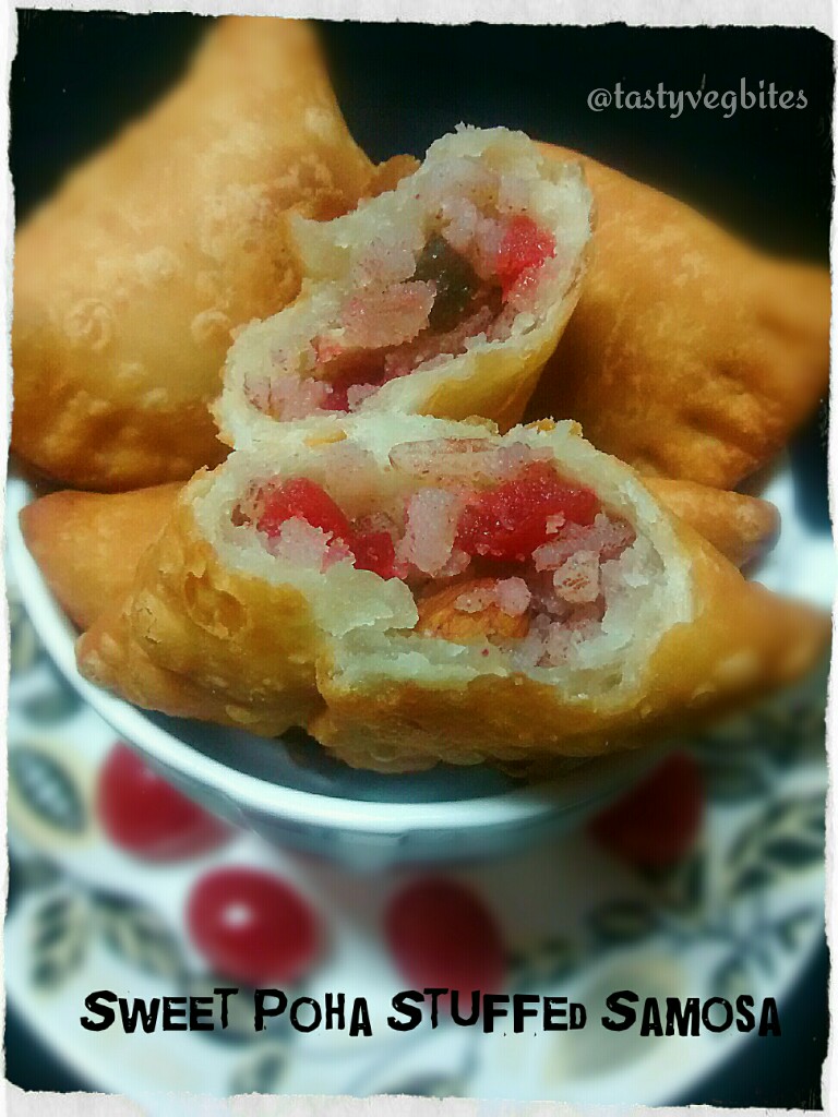 VeggieFoodiesDelight: Dry Fruits 'N' Poha Samosa